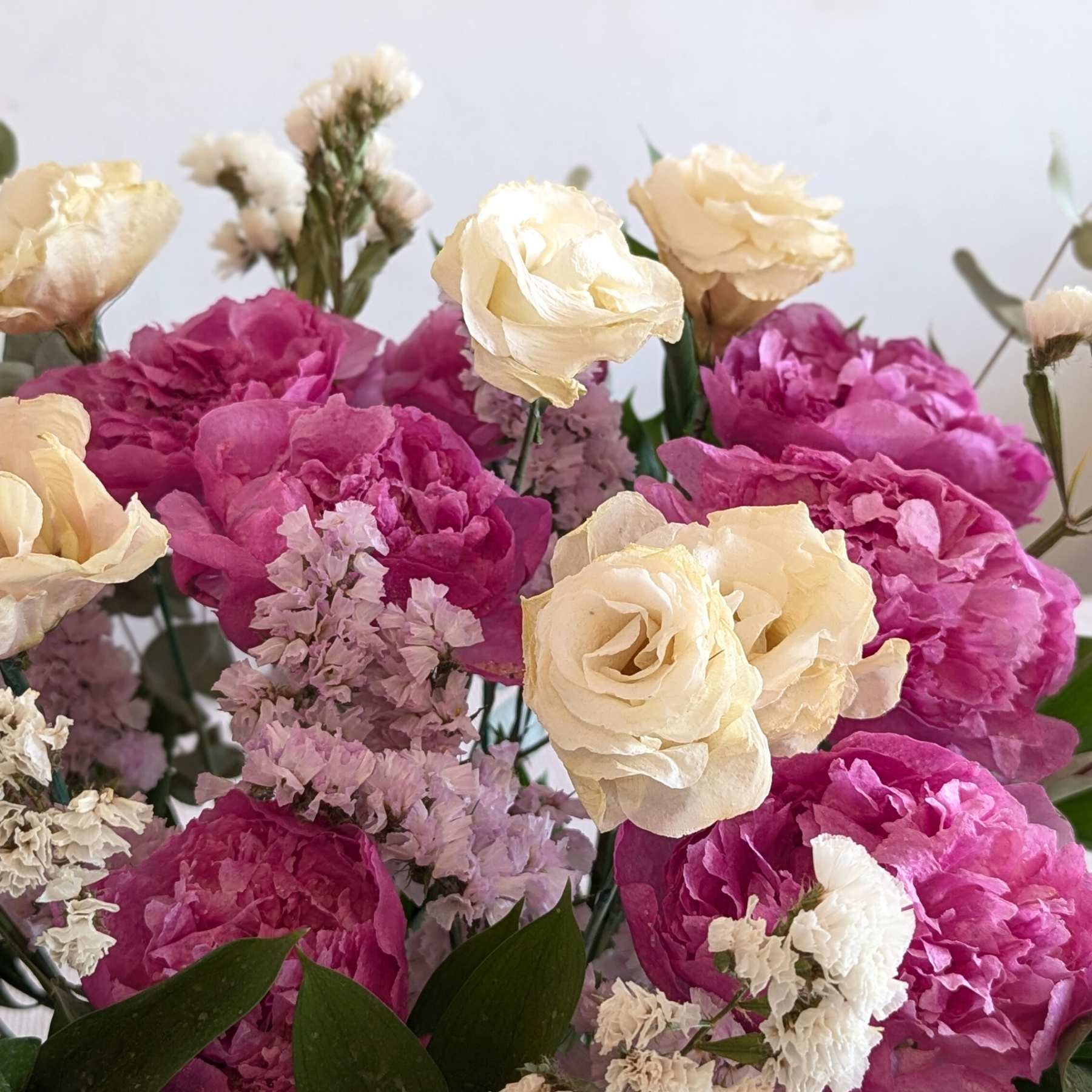 FOREVER FLOWERS | האתר הרשמי | סידורי פרחים מיובשים